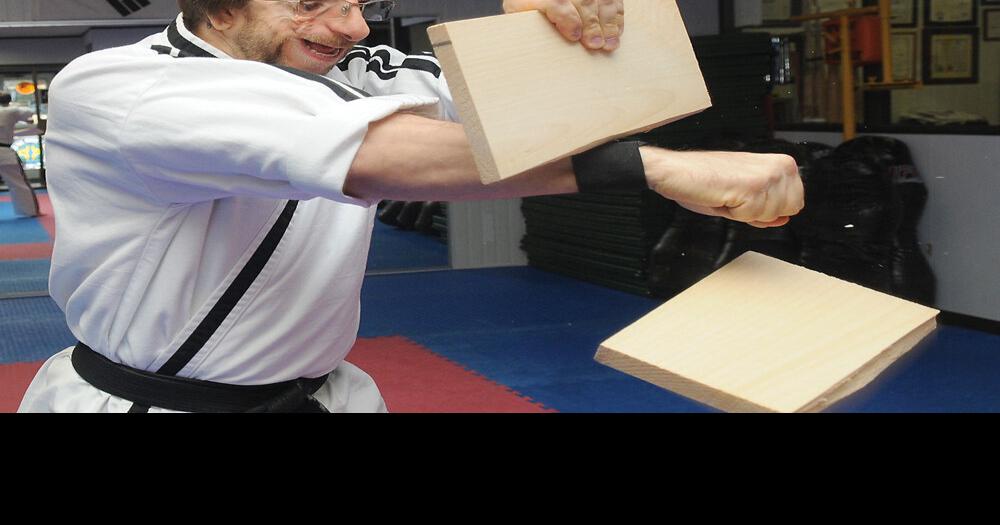 Watch video as Cobourg’s Jonathan Field sets his third world record for ...