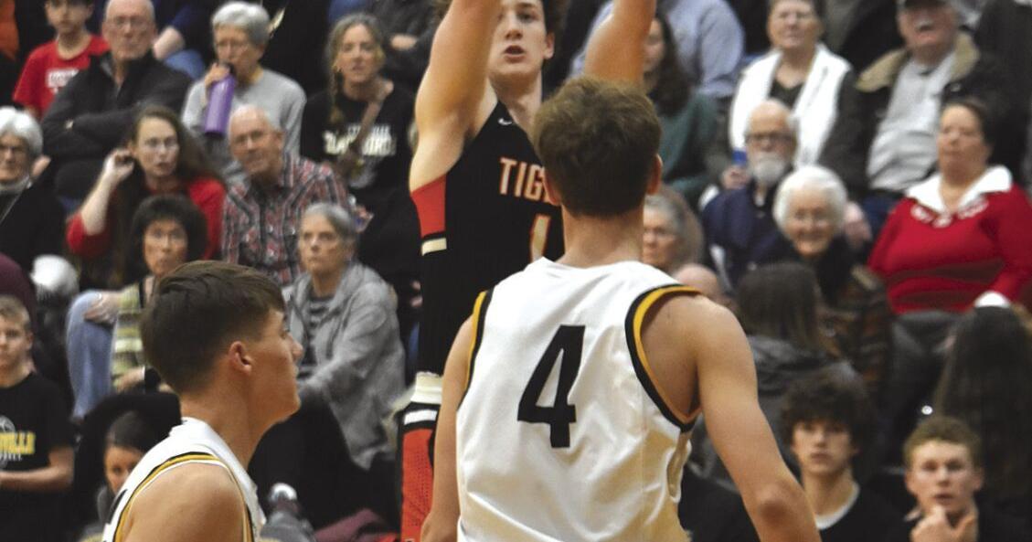 LC staves off repeat in win over Pettisville | Northwest Signal | northwestsignal.net