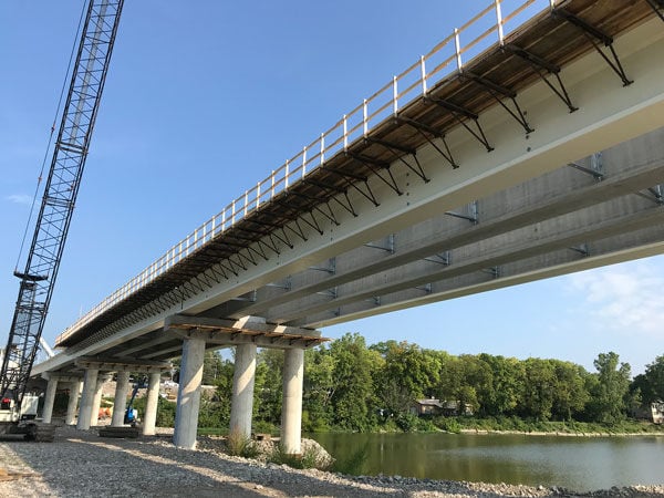 Deck pans placed between beams | News | northwestsignal.net