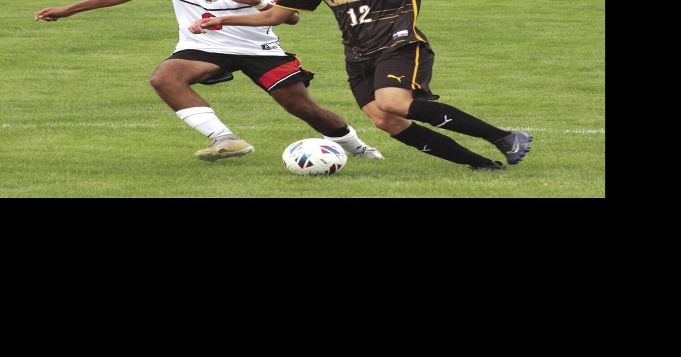 Graffice's goals guide Birds past LC | Northwest Signal | northwestsignal.net