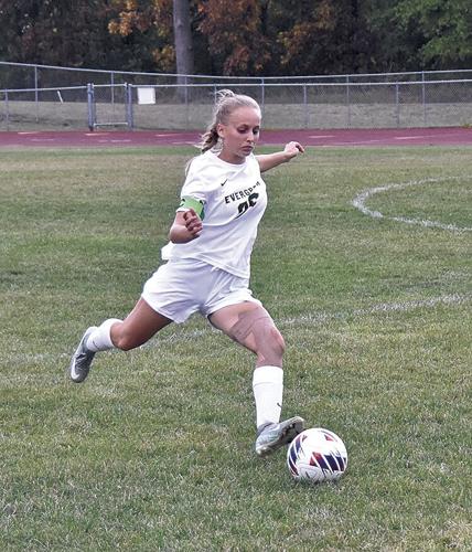 Lydia Gleckler is in the Player Spotlight | Sports | northwestsignal.net