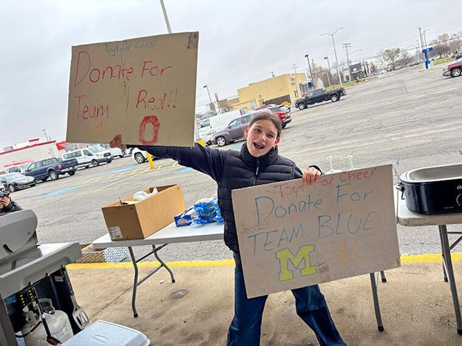 Delta FFA helps to raise money for toys for cheer | Ag Business ...