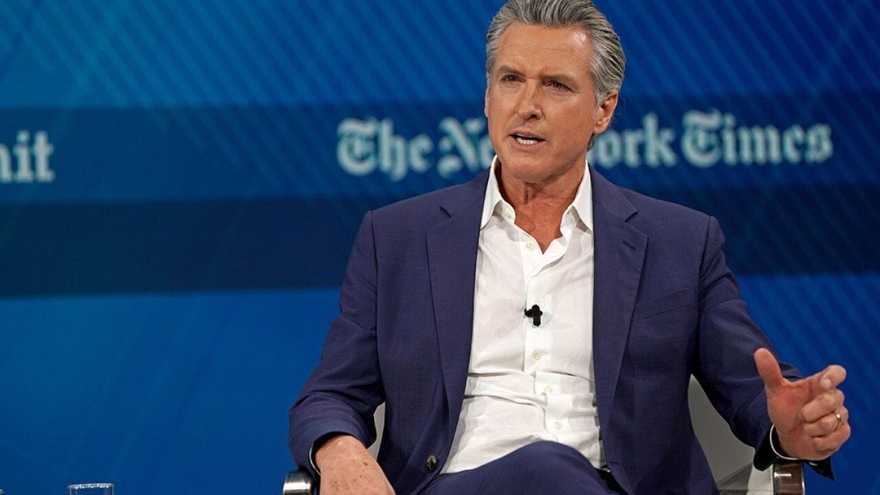 Democratic presidential contenders test the waters during midterm ...