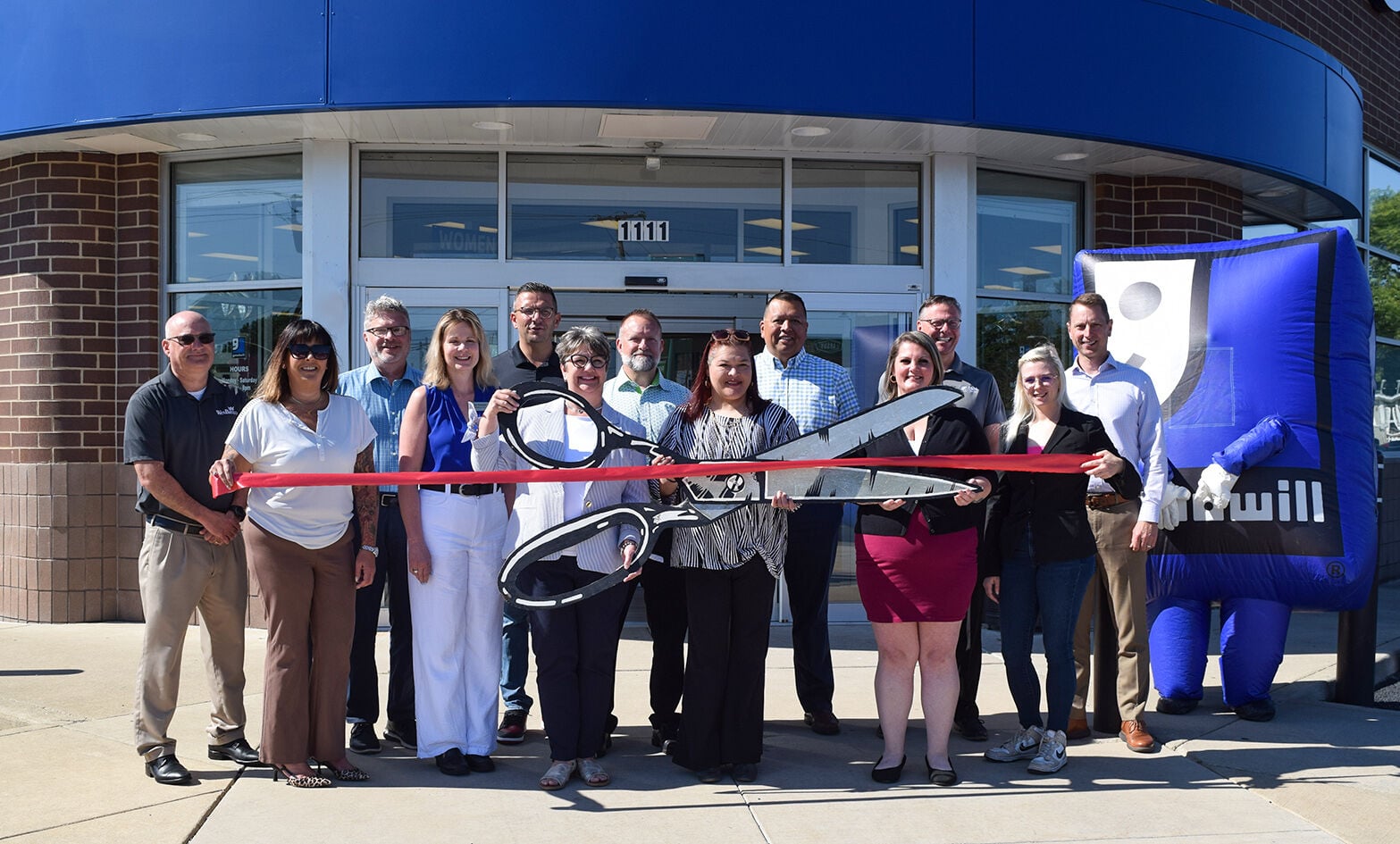 Goodwill celebrates new Napoleon location | News | northwestsignal.net