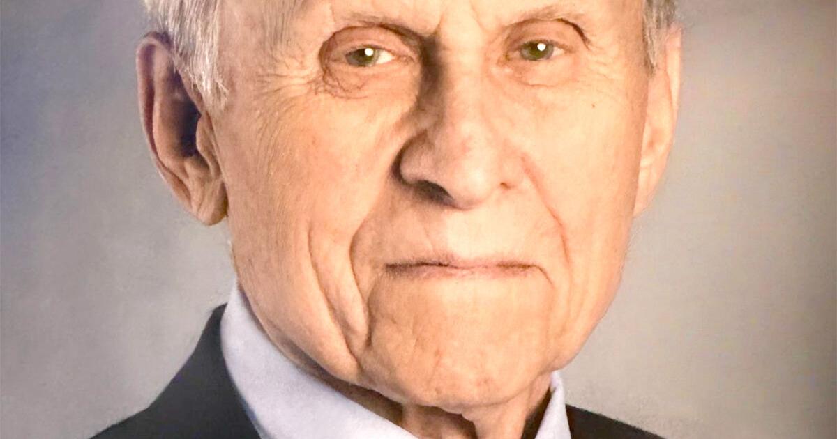 Arthur W. Germann Jr. | Obituaries | northwestsignal.net