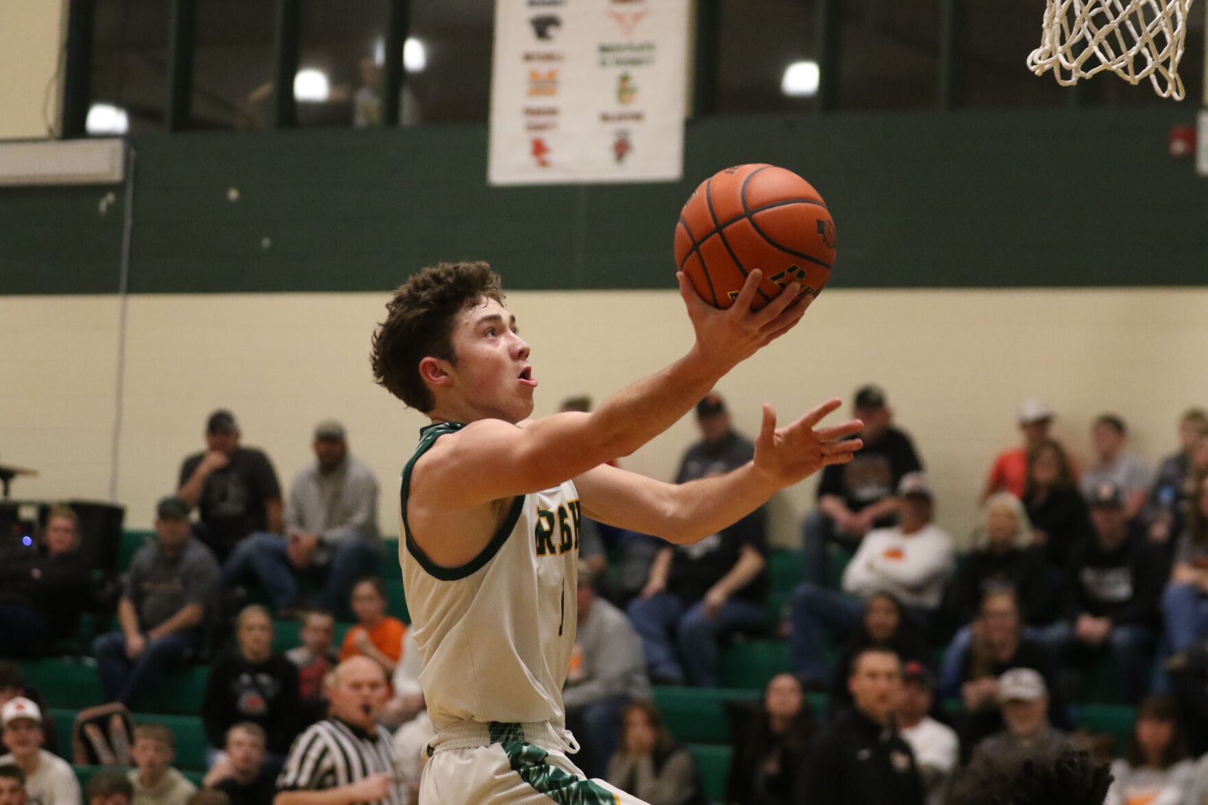 Four Irish score in double figures in 78-42 win over Maxwell