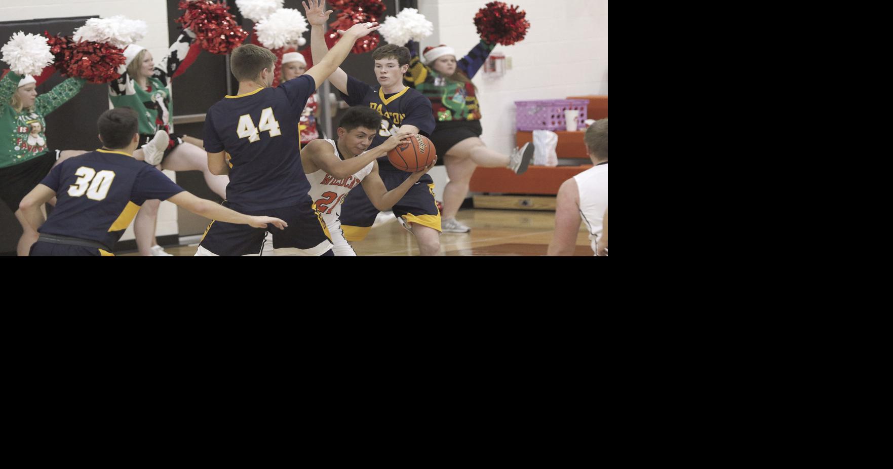 Paxton boys win 6th straight; Maxwell girls win in rout