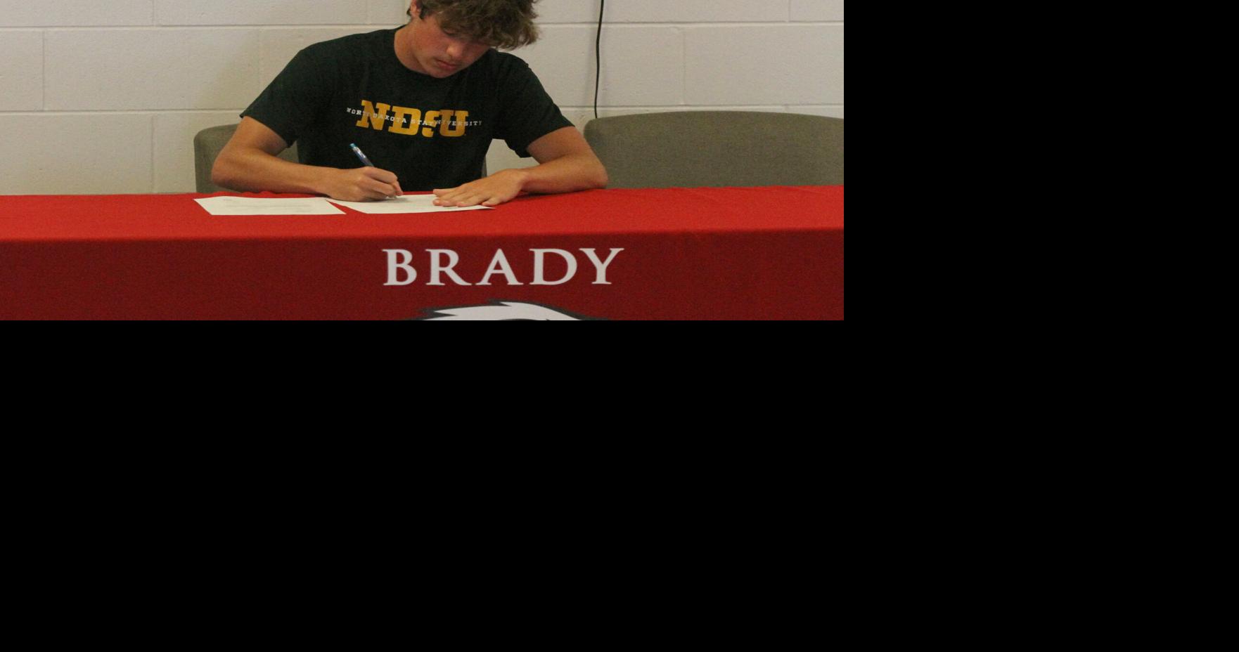 Brady's Dillon Miller signs LOI to run track at North Dakota State