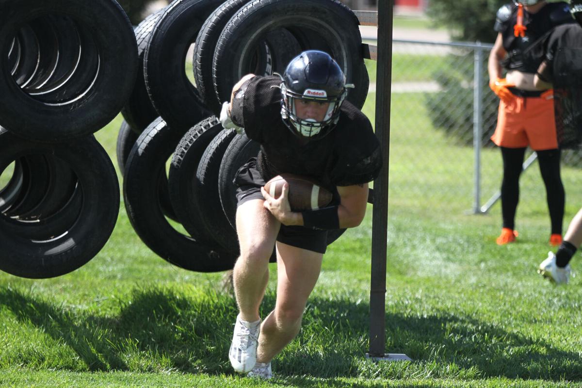 Fall Sports Preview: Maxwell football looks to build upon last year's ...