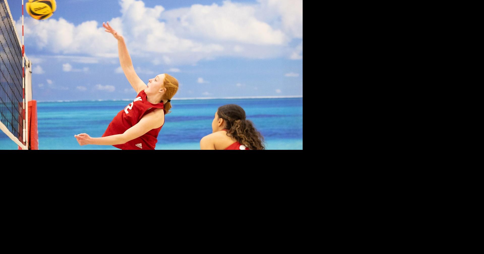 Volleyball freshmen Olivia Mauch, Skyler Pierce adjusting