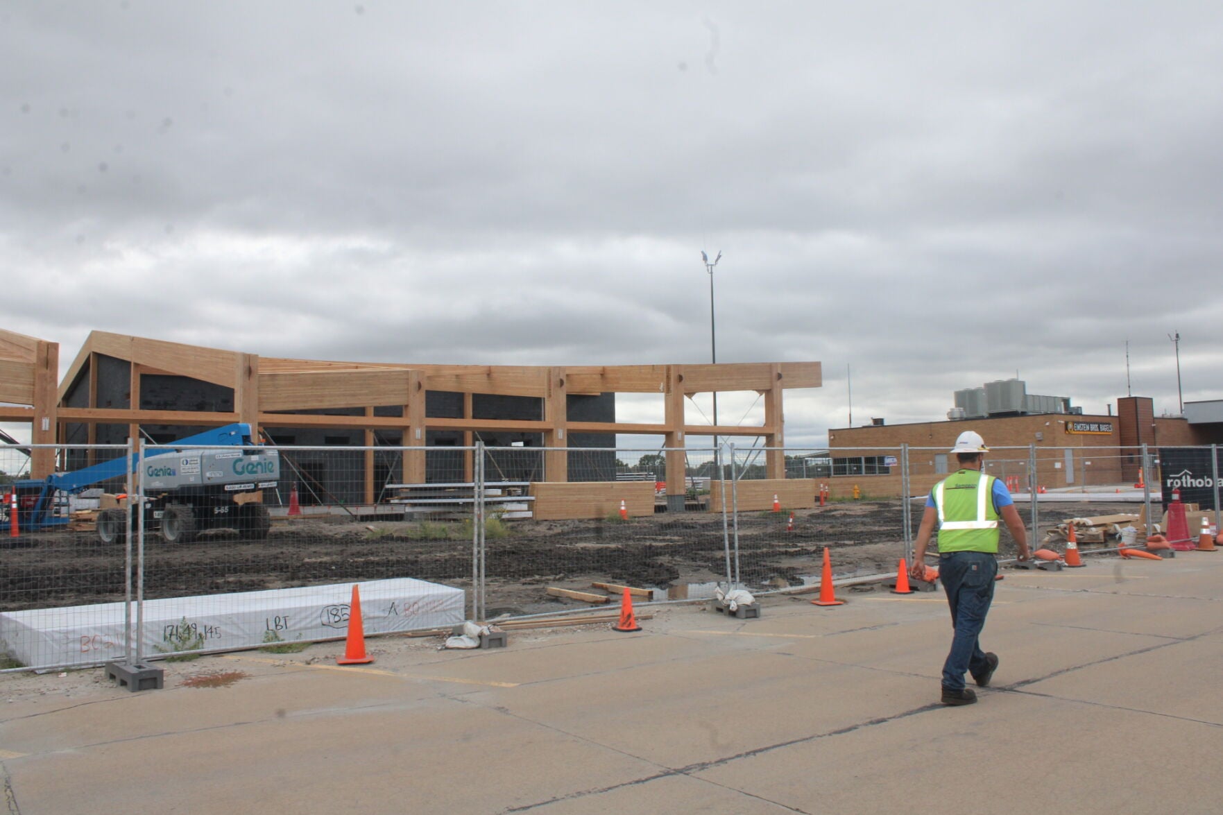 Airport Authority’s budget focuses on new Lee Bird terminal