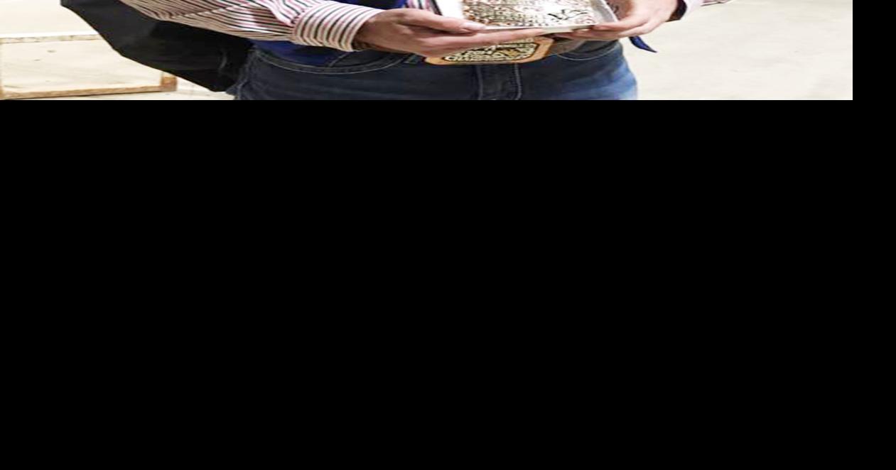 Colton Glendy wins bull riding in Lincoln