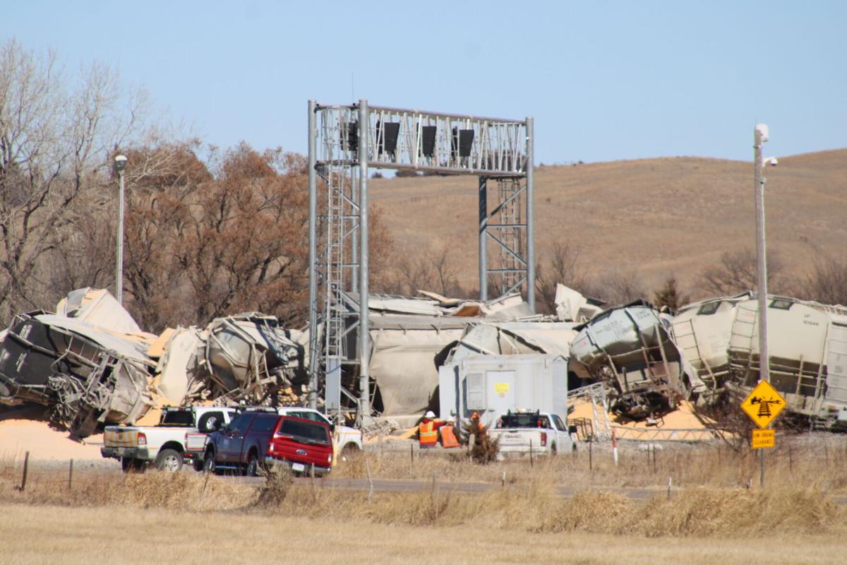 North Platte derailment piles up corn, wrecked grain cars