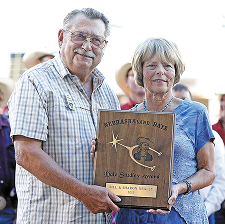 Award honors Negleys