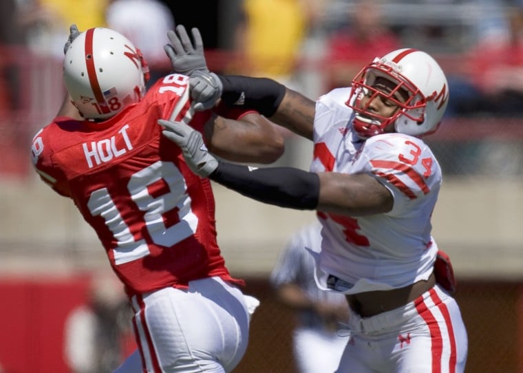 Cody Glenn adjusts to linebacker with help from relative Broderick ...