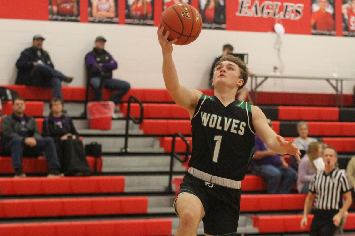 Loomis boys defeat Hitchcock County to win Brady Holiday Tournament