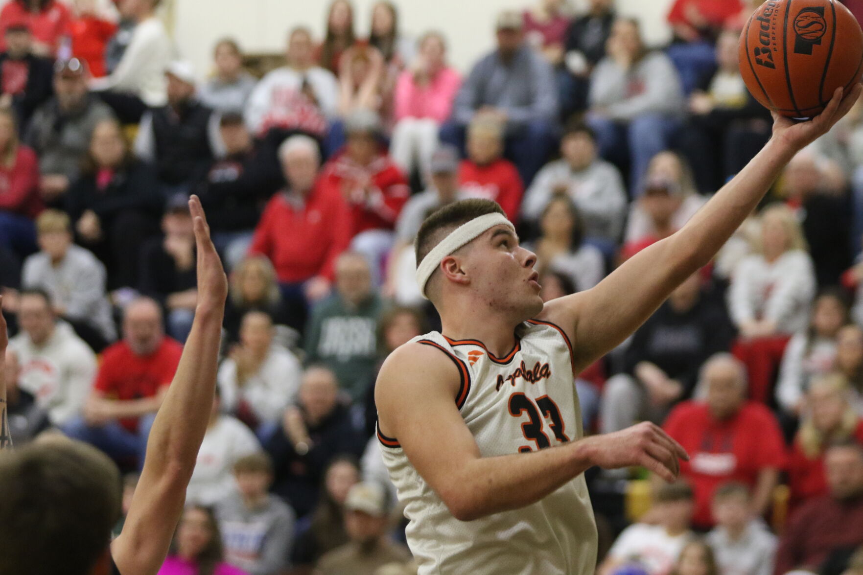 Ogallala boys pull away from Cozad in second half to win SWC Tournament ...