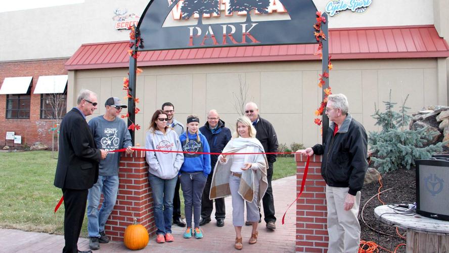 City dedicates Blackledge Park in downtown in honor of longtime ...