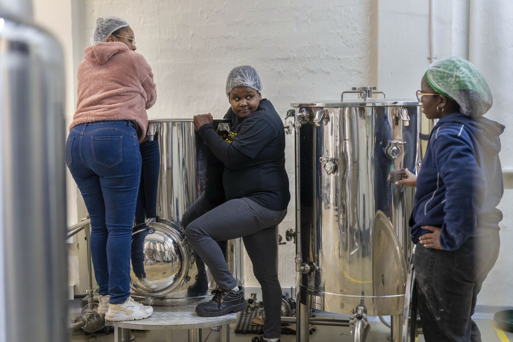 South African beer pioneer trains young Black graduates