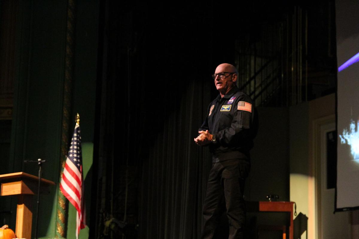Astronaut Capt. Scott Kelly brings his story of reaching for excellence ...