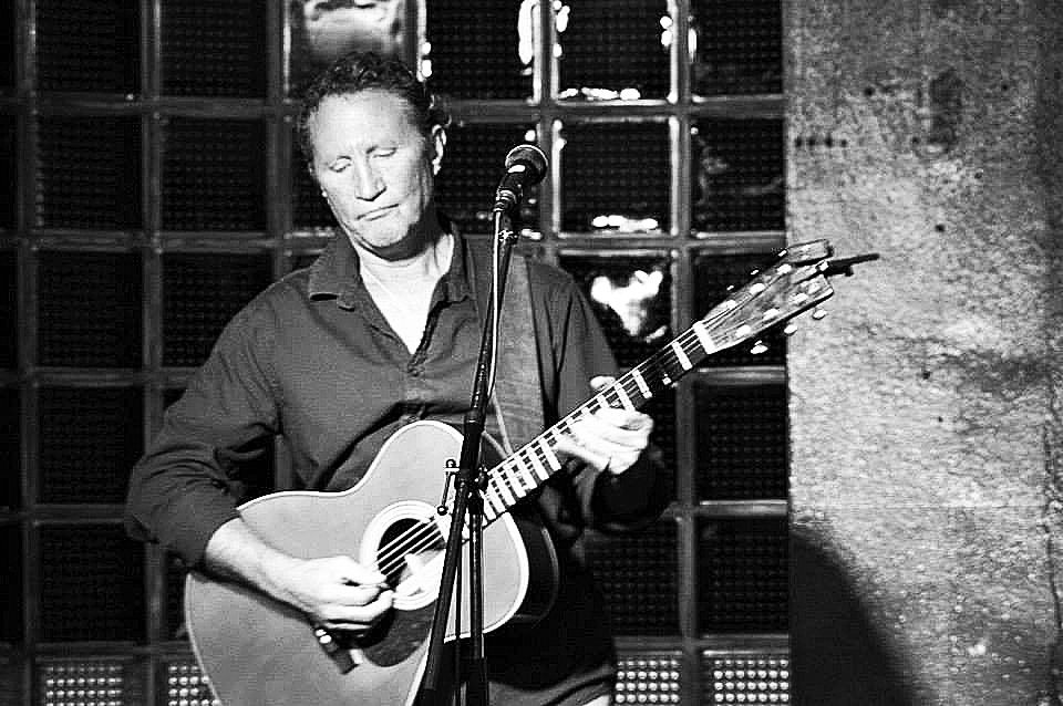Doug Rees to perform tonight at Fort Cody