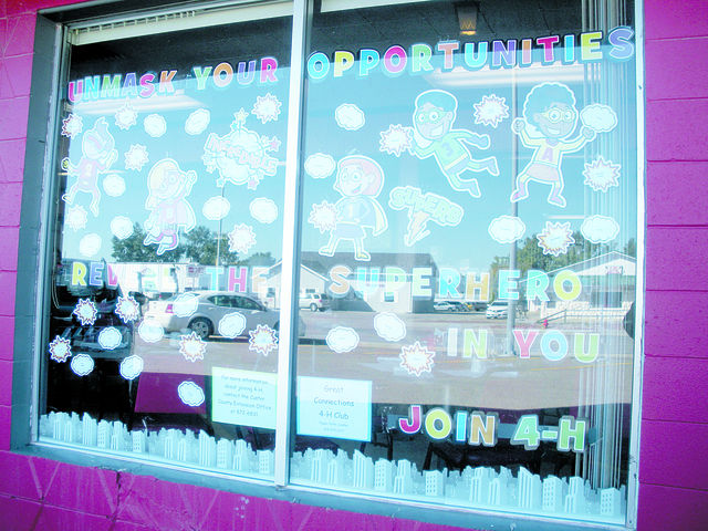 4-H names winners of window displays