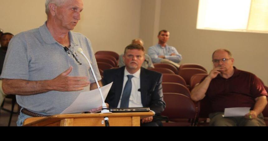 Board reaffirms historic courthouse as a priority; defers endorsing ...