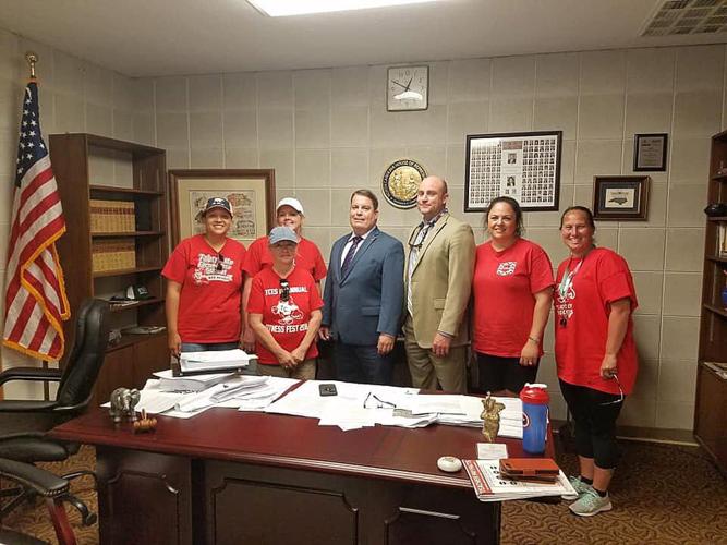 Local teachers attend NCAE rally | Education | nrcolumbus.com
