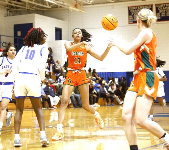 Playoff seeds on the line in final week of hoops season | Sports ...