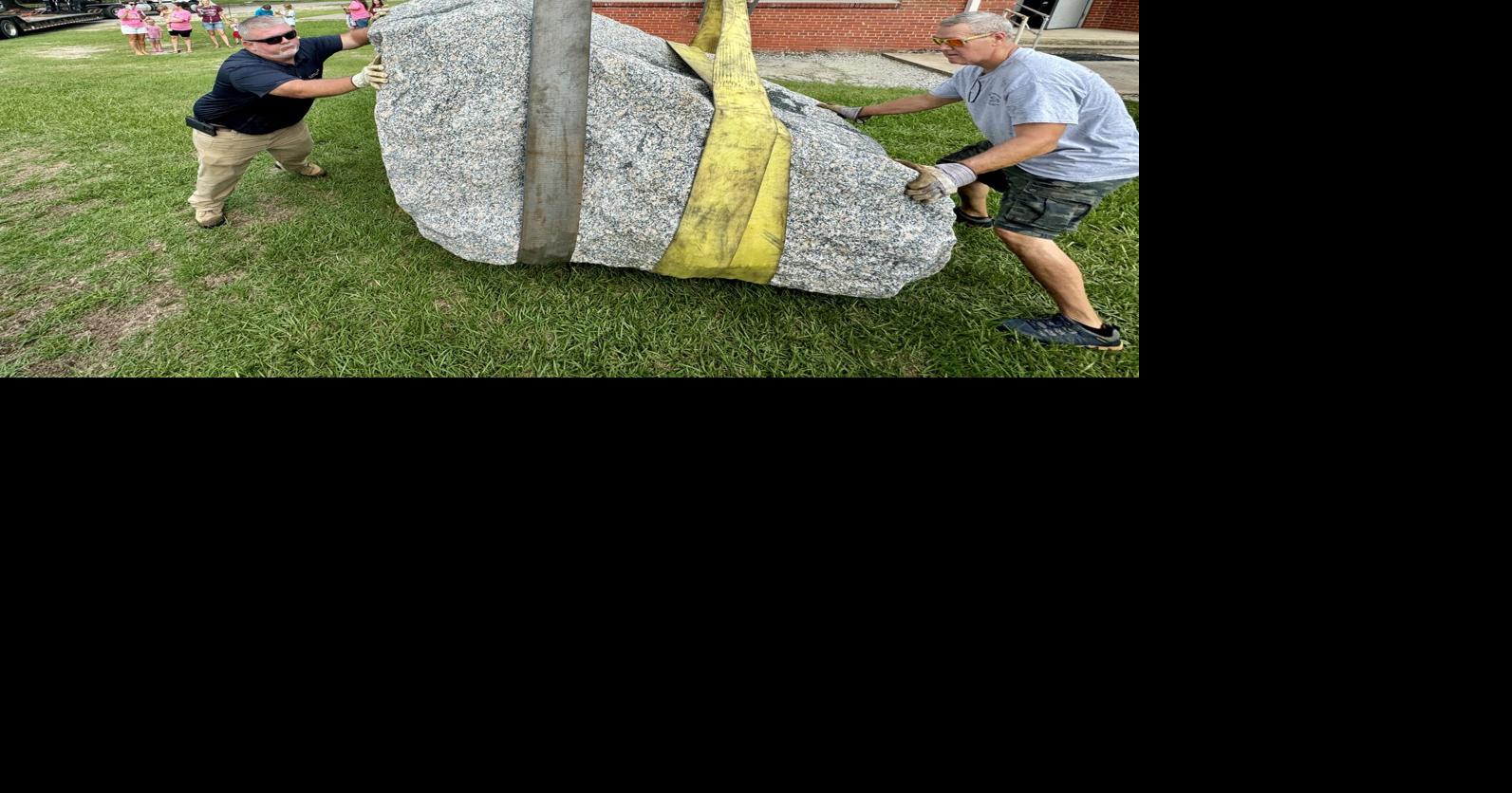 New 9-ton spirit rock to welcome Aggies back to school | Education ...