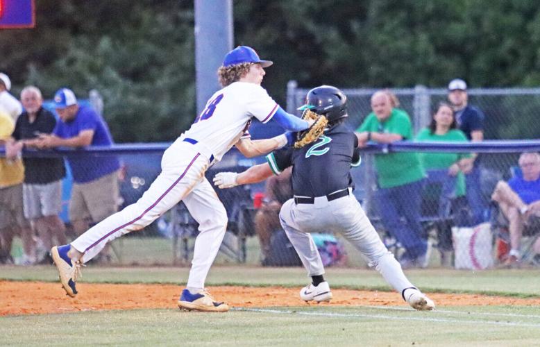 Pack hold off Hawks 5–3, take Regionals Game One | News | nrcolumbus.com