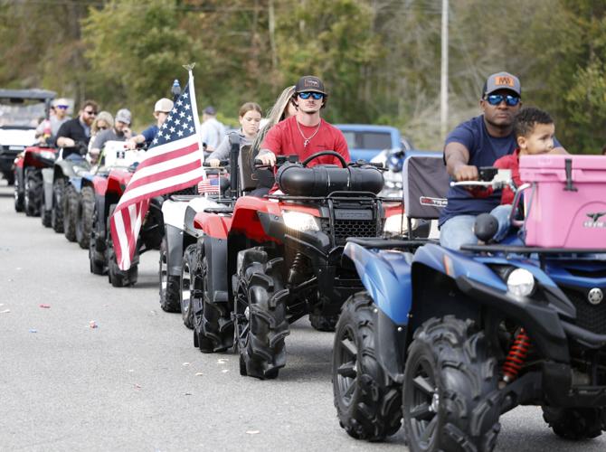 PHOTOS: Nakina honors veterans with unique two-way parade | News ...