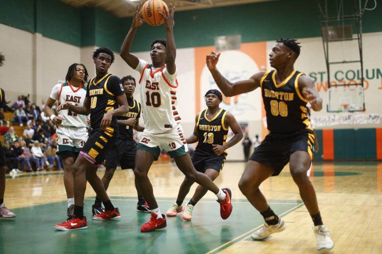 Gators dominate Hobbton in conference sweep | News | nrcolumbus.com