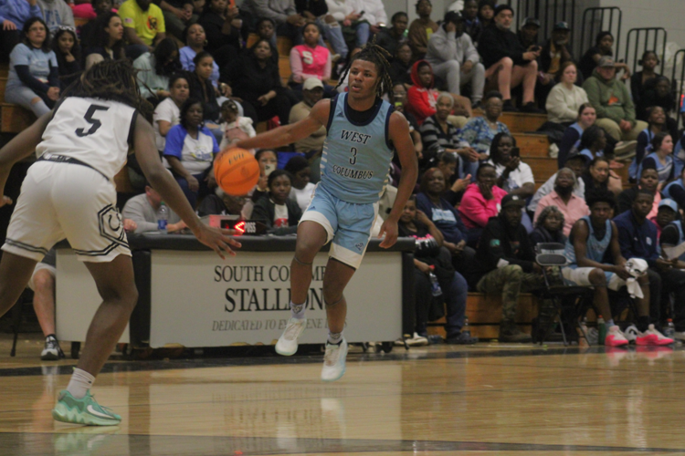 Freeman’s late layup lifts West over South | Sports | nrcolumbus.com