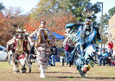 VIDEO: Celebrating Waccamaw-Siouan culture | Videos | nrcolumbus.com