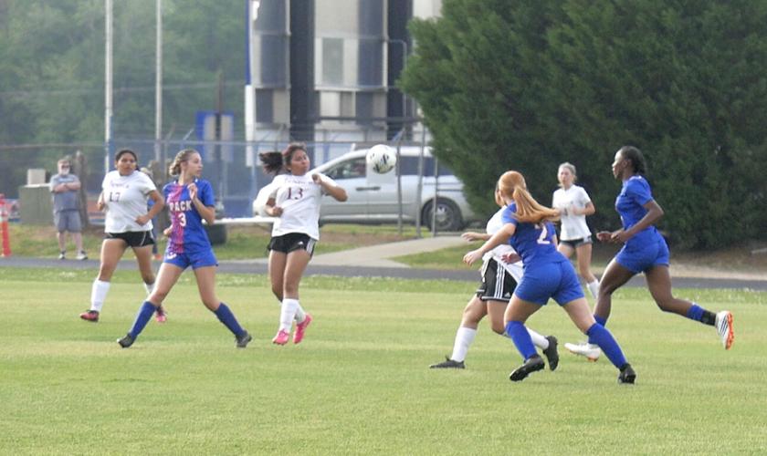 Gators women’s soccer unbeaten streak continues, Pack wins twice ...