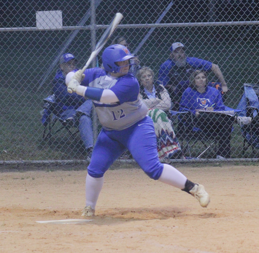 Edge’s clutch hit lifts Wolfpack over Gators | Sports | nrcolumbus.com