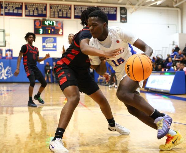 Columbus County teams battle for conference championship spots | Sports ...