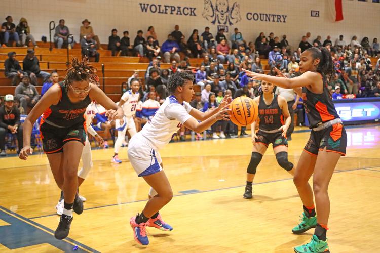 Wolfpack women, Trask men earn Waccamaw tourney titles | Sports ...