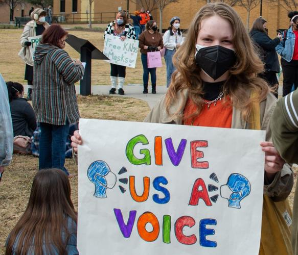 Students, faculty protest for remote learning options as COVID-19 ...
