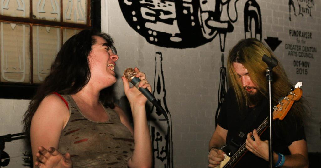 Panic Volcanic electrifies their intimate crowd at Oaktopia | Arts ...