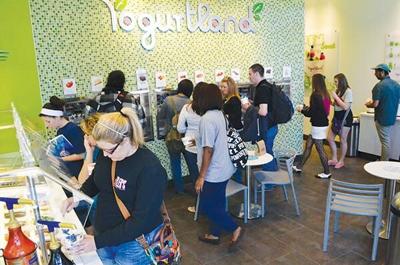 Yogurt store moves in to Fry Street | News | ntdaily.com
