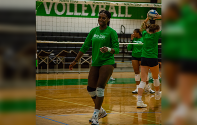 Volleyball's Sh'Diamond Holly brings 'big personality' to Denton ...