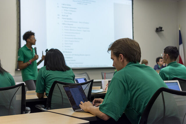 SGA senate gains 6 seats in two sessions, College of Information ...