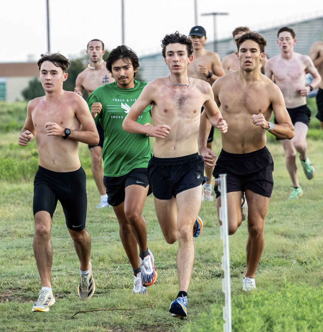 Junior distance runner Alan Proenza returns to field with new role ...