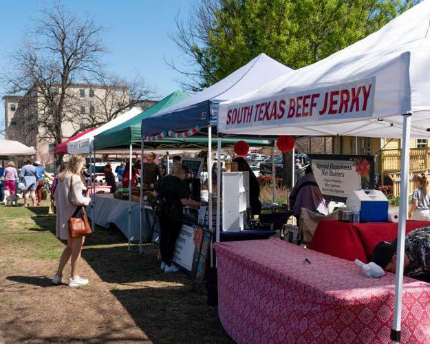 Denton Community Market returns for 13th season | Arts & Life | ntdaily.com