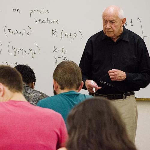 Mathematics professor reflects on years at UNT | Arts & Life | ntdaily.com