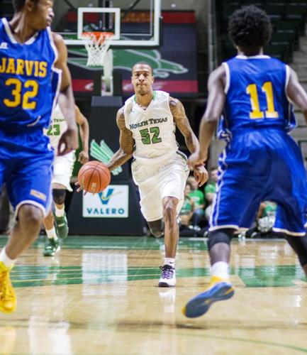 Former top-ranked recruit J-Mychal Reese settling in with men's ...