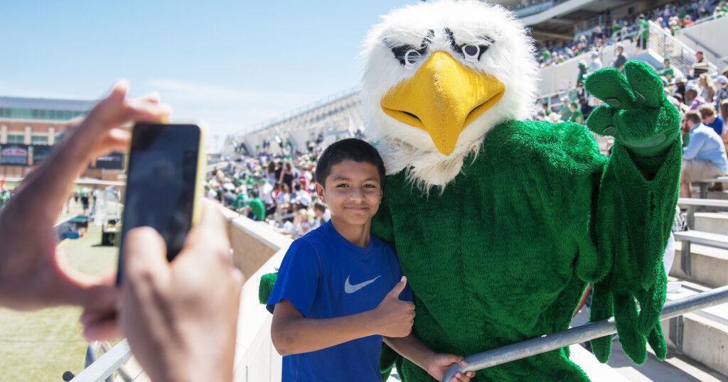 Behind the mascot | Sports | ntdaily.com