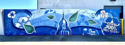University junior collaborates with local students to create mural ...